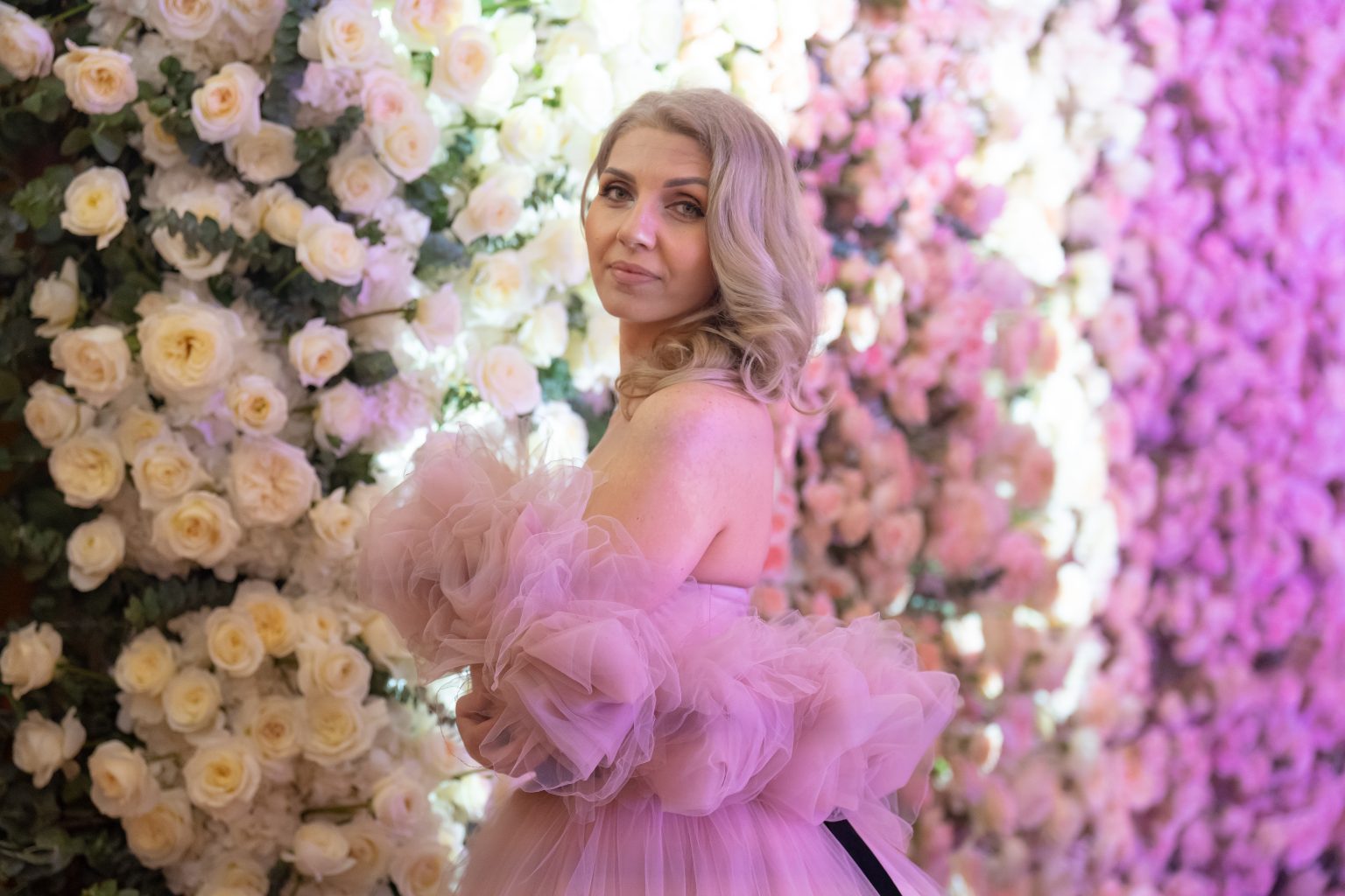 Alina Neacsa – Crafting Luxury Events and Floral Magic with Parfum ...