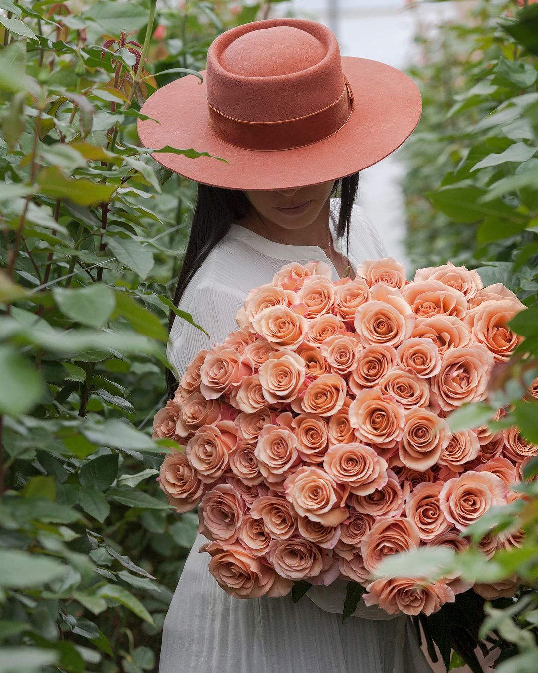 A CELEBRATION OF YEAR-ROUND ROSE GROWERS – Parfum Flower Company